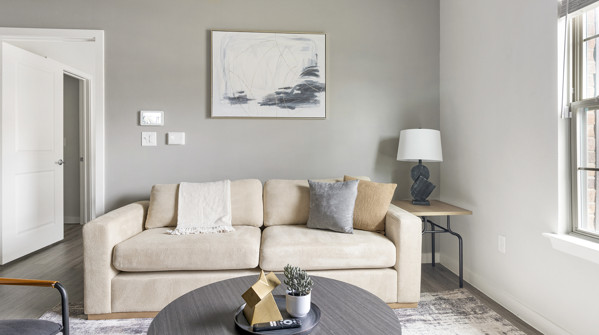 Stay at Clark Ridge Canyon 5001 in Dallas, TX | Landing