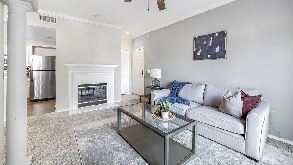 Rent Allure North Dallas #0522 in Dallas, TX - Landing