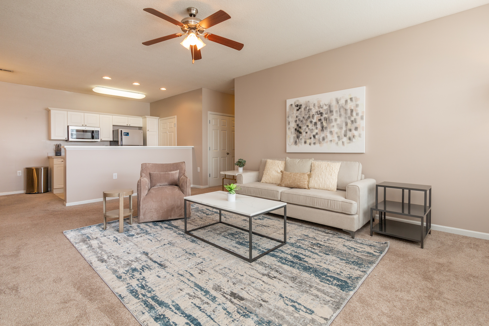 Rent Marble Cliff Commons #2701 in Columbus, OH - Landing