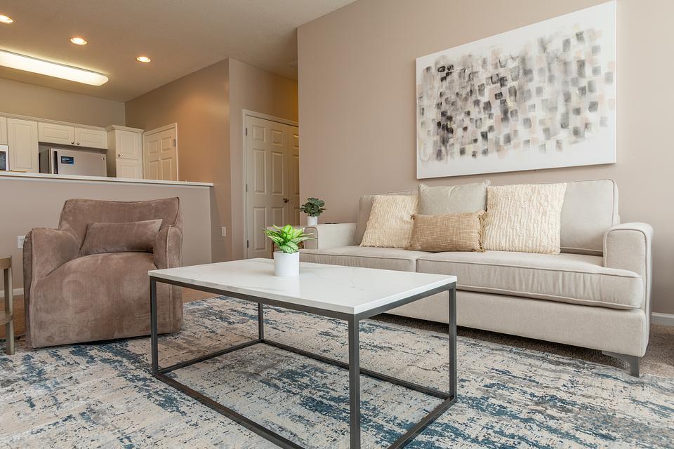 Rent Marble Cliff Commons #2701 in Columbus, OH - Landing