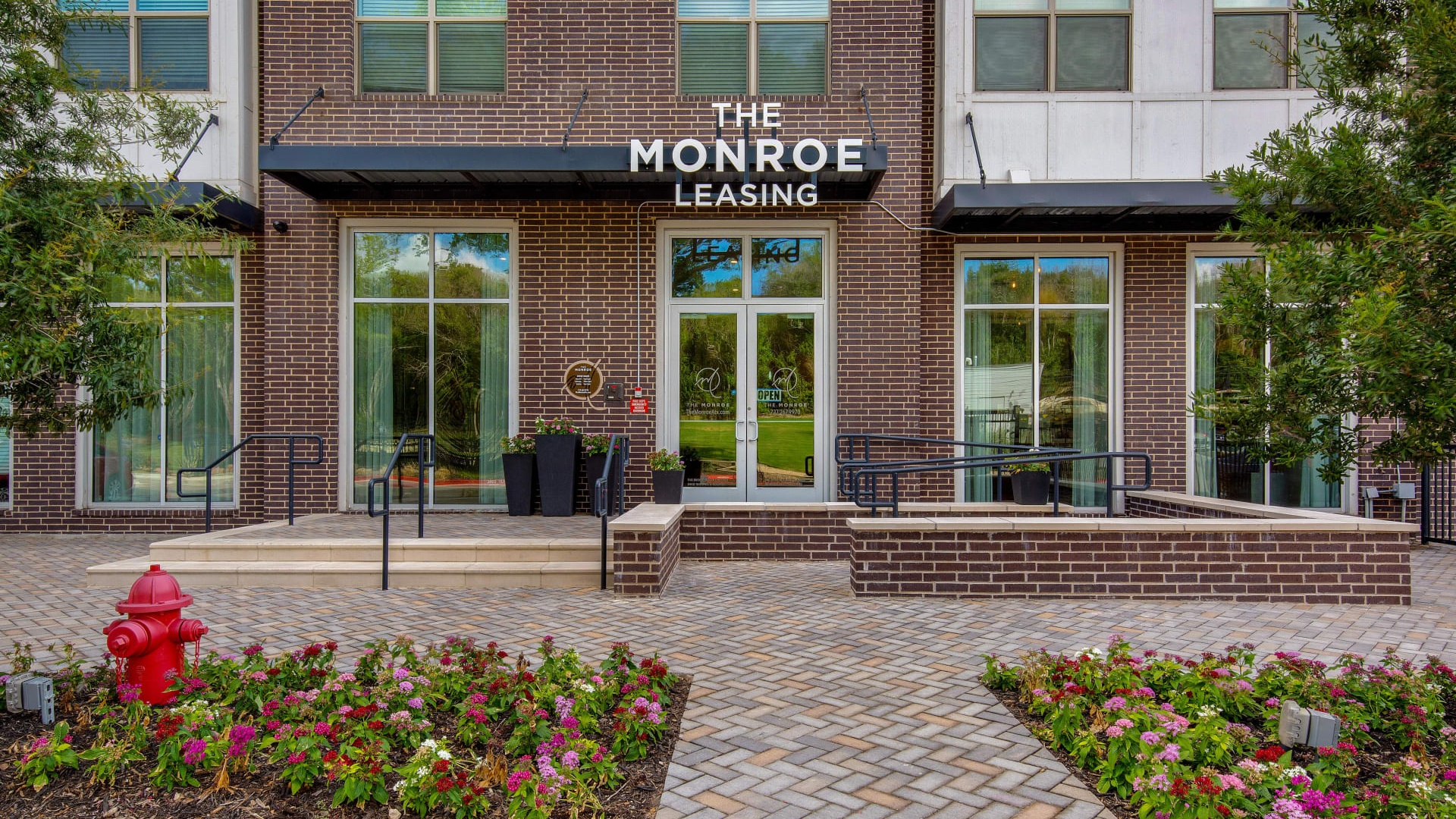 The Monroe | 2511 Montopolis Drive, Austin, TX 78741